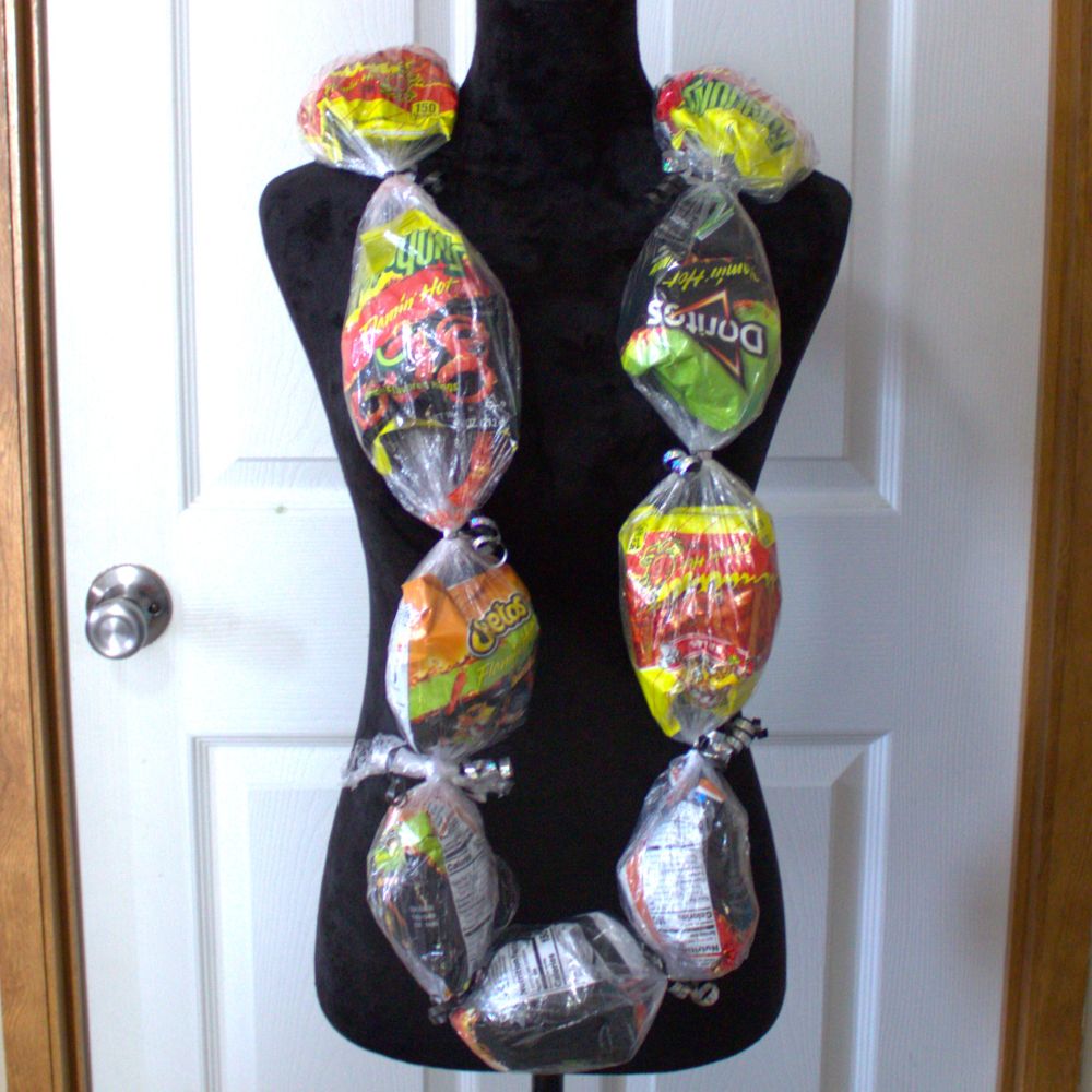 Hot Chips Graduation Lei - The Money Gift Store
